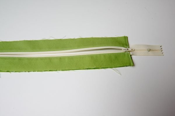 Recessed Zipper Tutorial - Sewing Novice