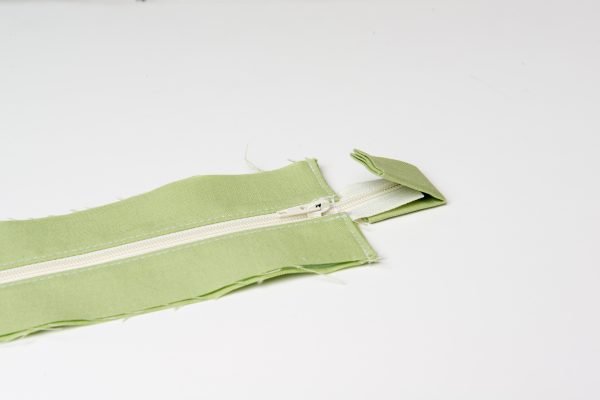 Recessed Zipper Tutorial - Sewing Novice